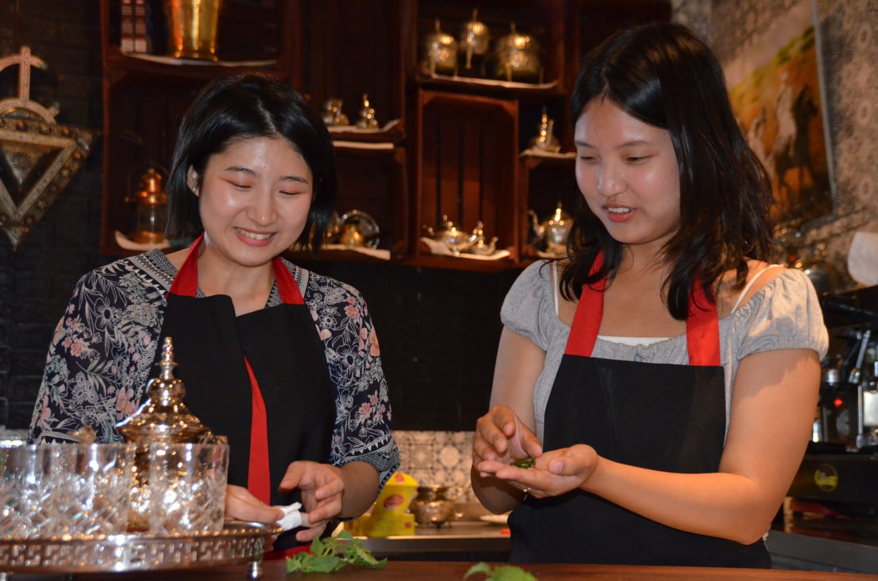 Tea Traditional Preparation Fez - Restaurant Palais Bab Sahra Fes